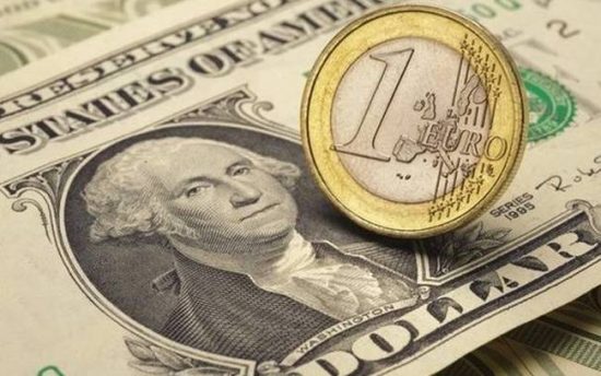 Για πρώτη φορά μετά από 20 χρόνια ευρώ και δολάριο "αγγίζουν" την ...