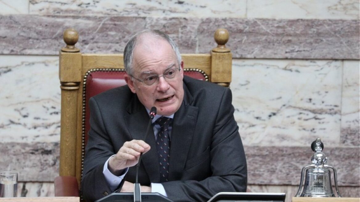 Την έντονη δυσφορία του εξέφρασε ο πρόεδρος της Βουλής Κώστας Τασούλας ...