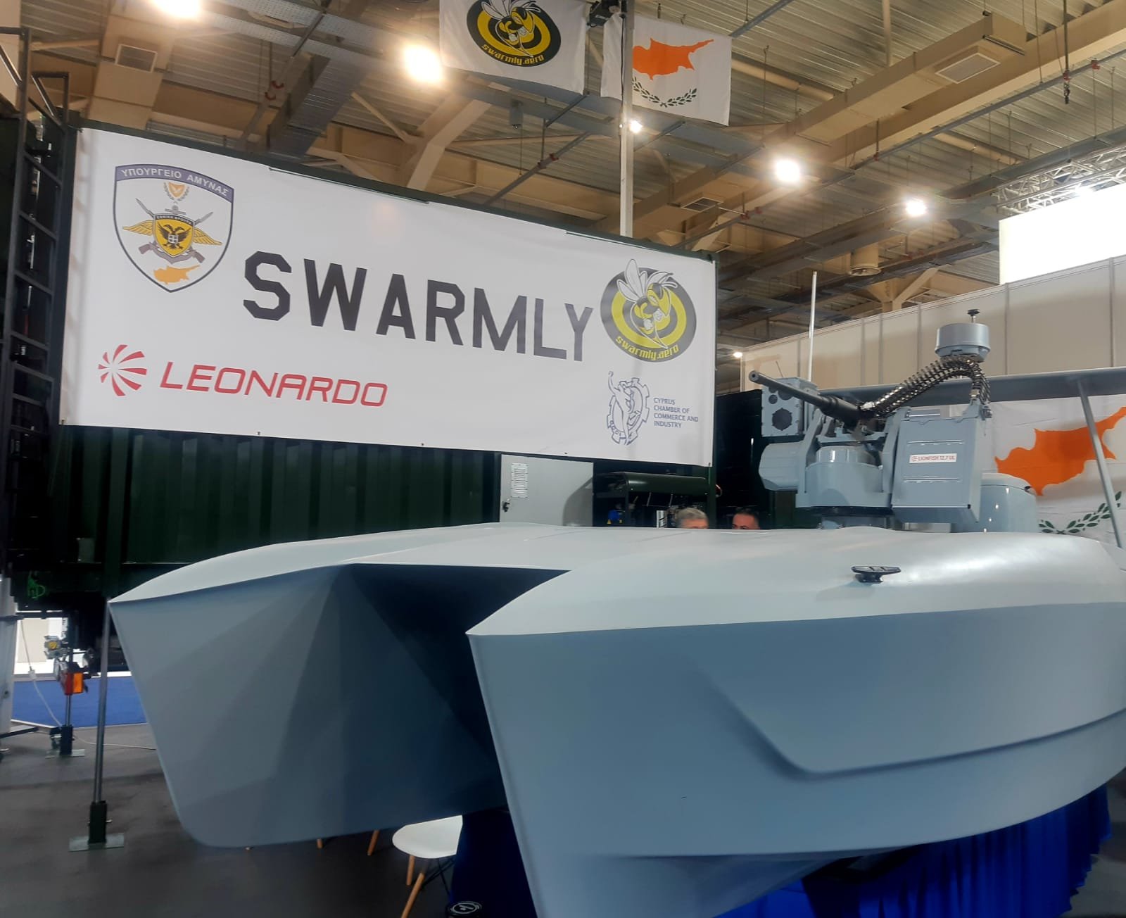 Η κυπριακή εταιρεία Swarmly στην έκθεση DEFEA 2023 παρουσίασε την ...