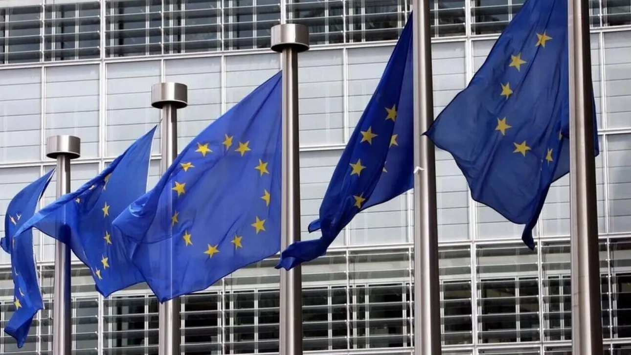 Εγκρίθηκε το πρόγραμμα «SAFE» για κοινές επενδύσεις στην ευρωπαϊκή ...