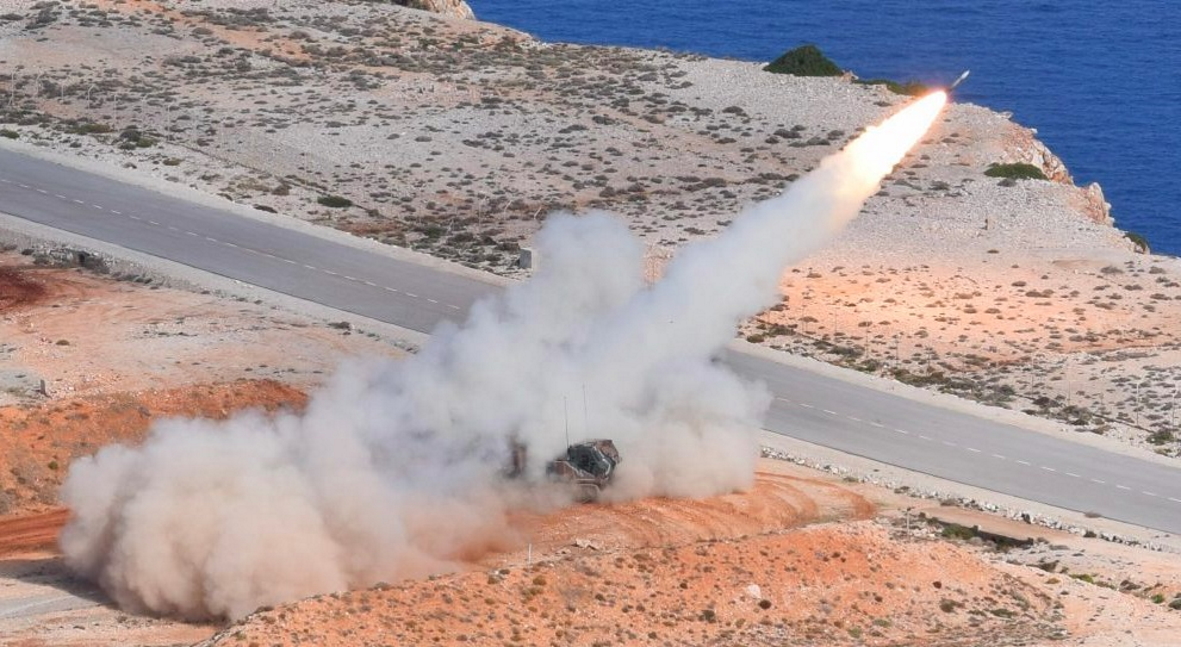 Οι ΗΠΑ προσφέρουν νέο “πακέτο” 15+6 MLRS με πυρομαχικά στα 650 εκ. ευρώ ...